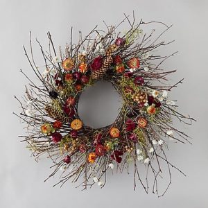 Unique Fall Wreaths that Really Make a Statement