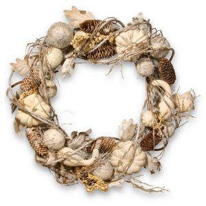 Unique Fall Wreaths that Really Make a Statement