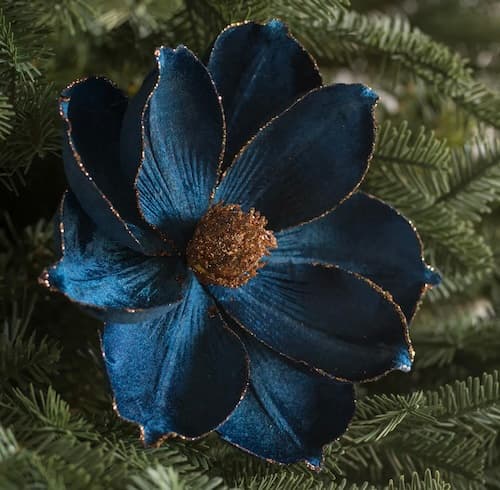 Navy Blue Christmas Decorations I'm Loving This Year | Refined Rooms