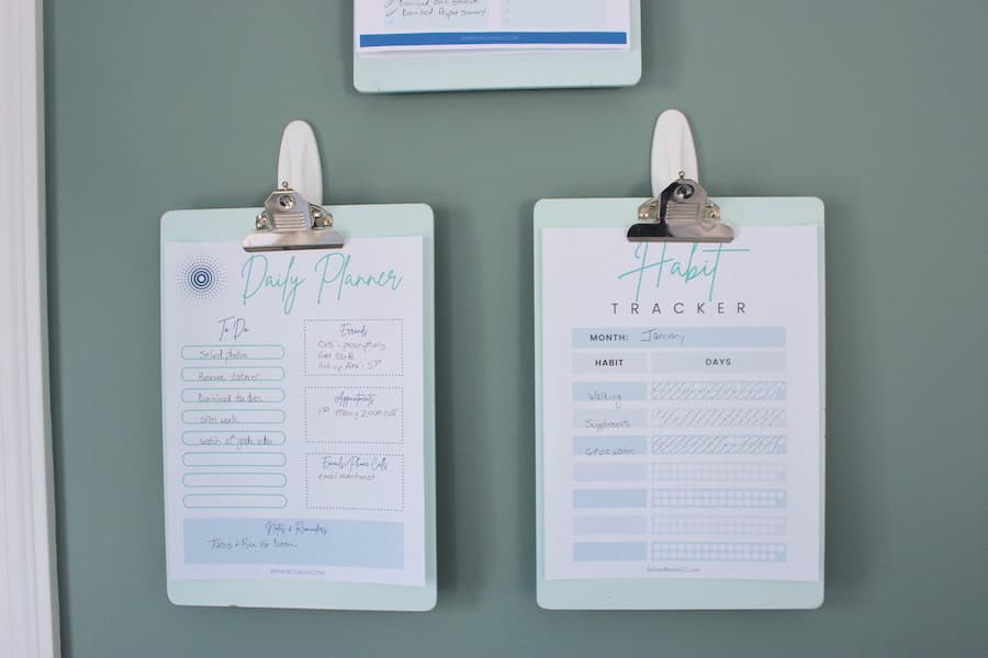 Clipboard Wall Organization for Papers: Easy DIY Paper Storage!